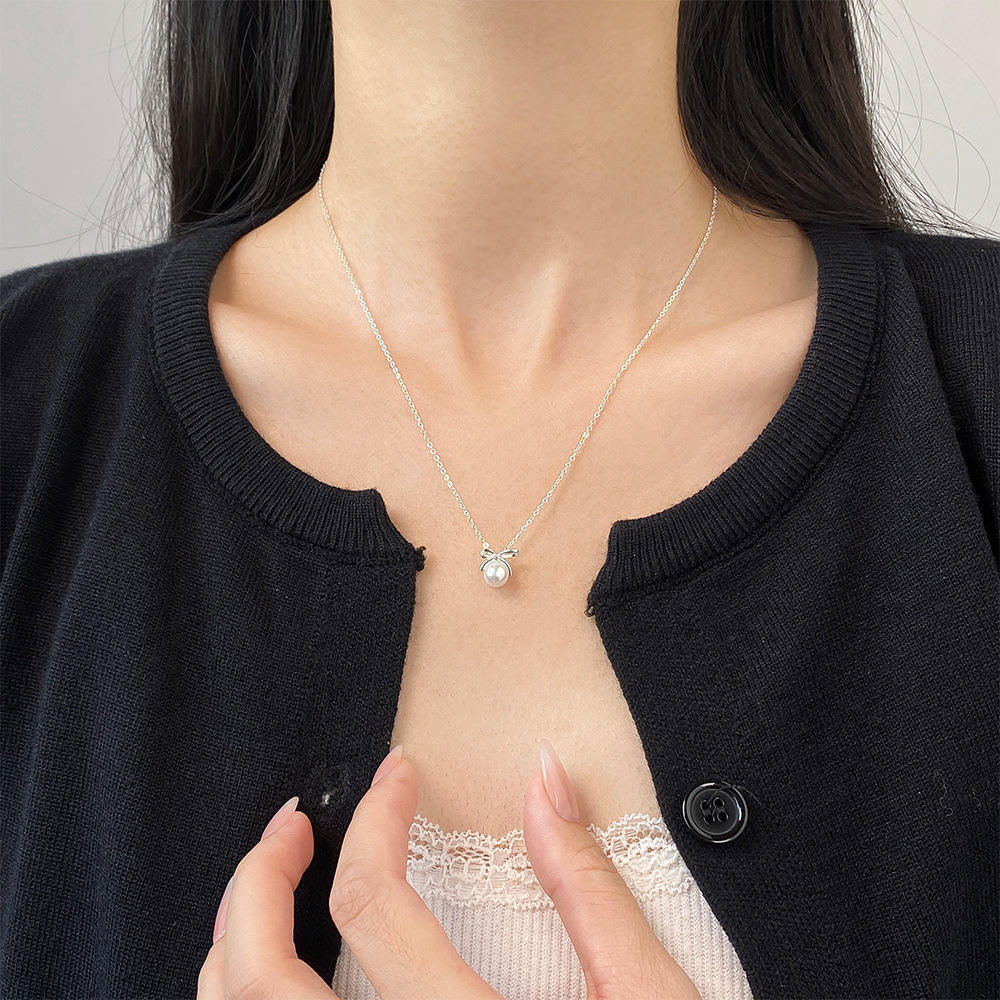 Johana-Luisa – Zlaté náušnice s dvojitou perlou. – zlatniknovak